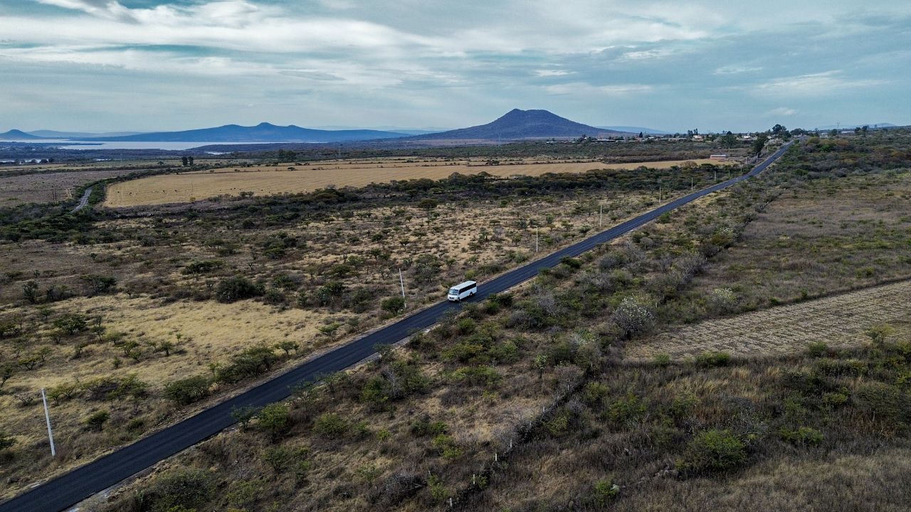 Pauta Informativa | Avanza obra multianual en camino Zacapu-Villachuato